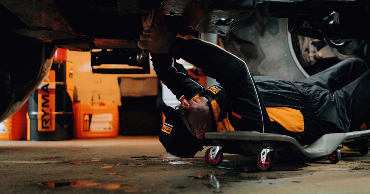 Rymax Lubricants | What is a friction modifier and how does it work?